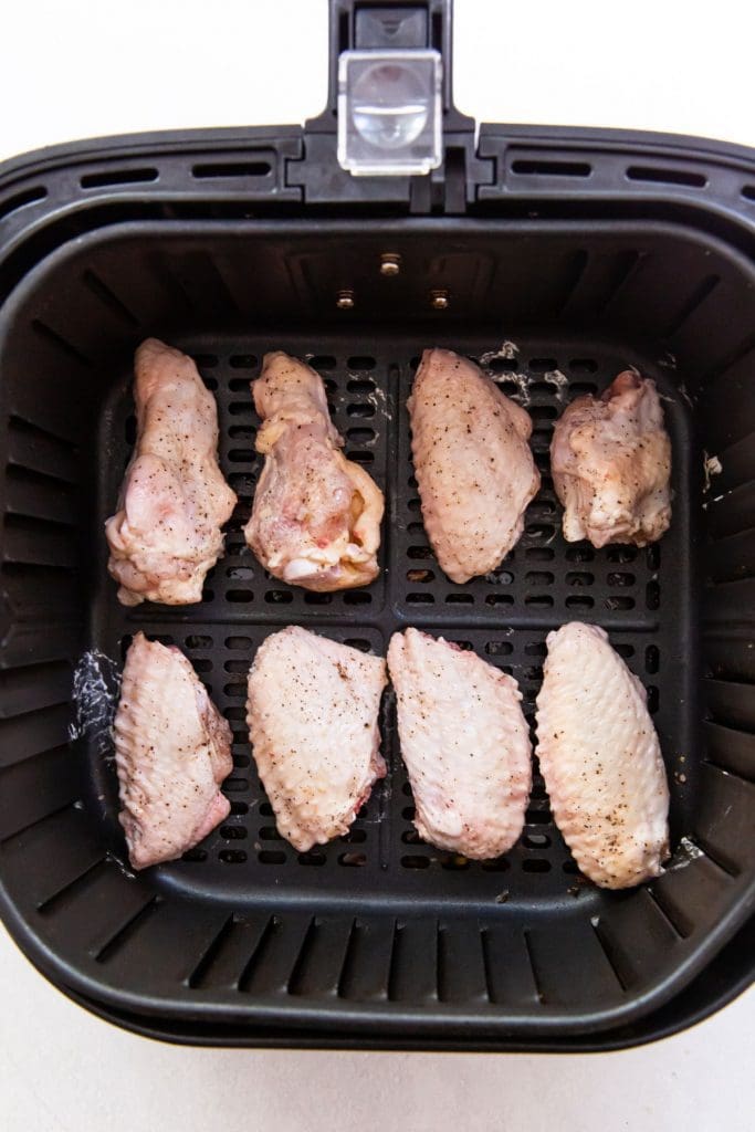 Crispy Air Fryer Chicken Wings with Baking Powder